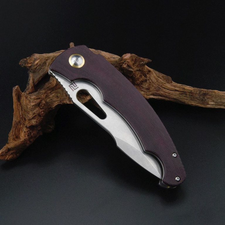 Mike Snody Makes Artisan Debut with Big Folder